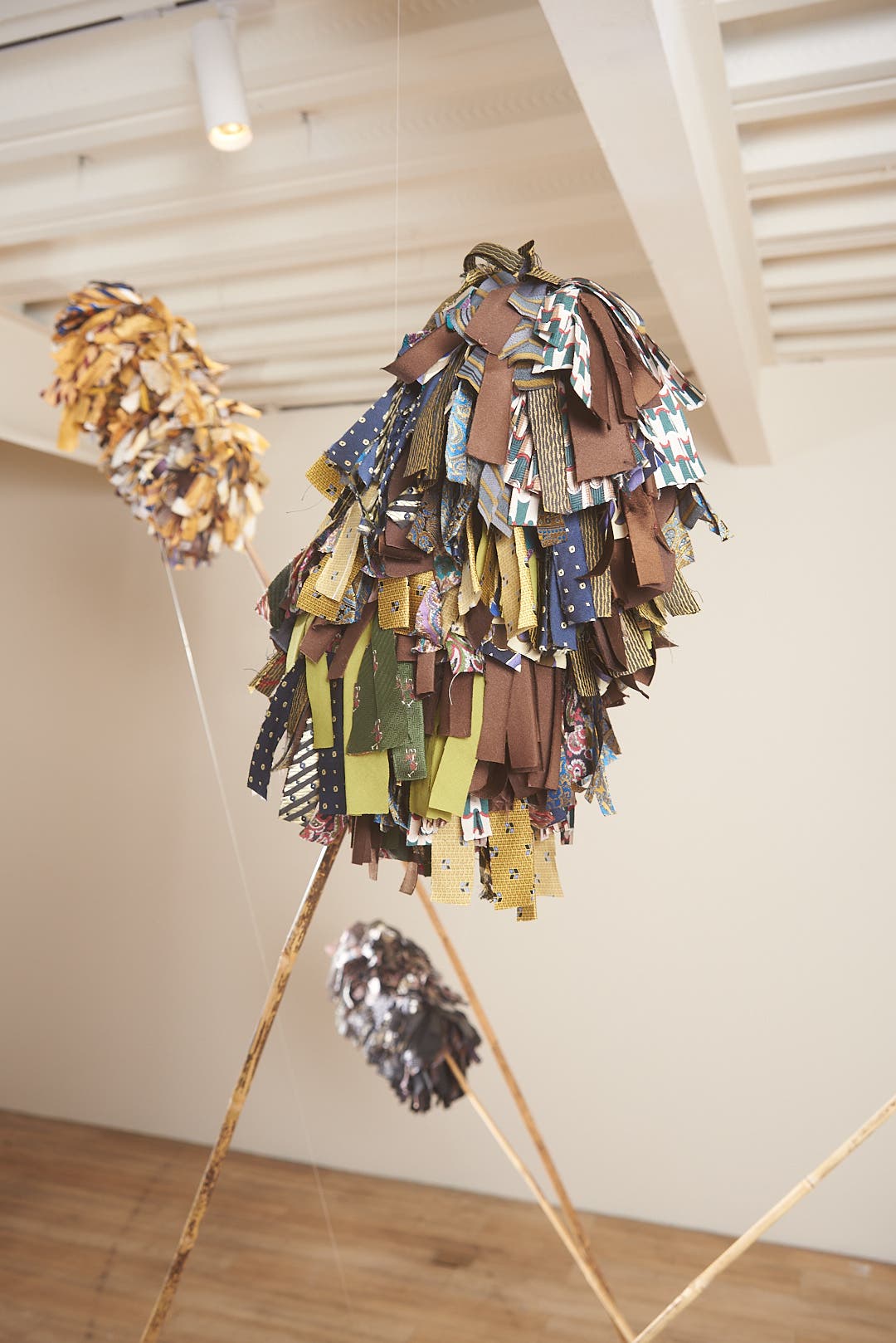 Enrique Argote cuestiona el concepto de historia en Circa 2000 ...