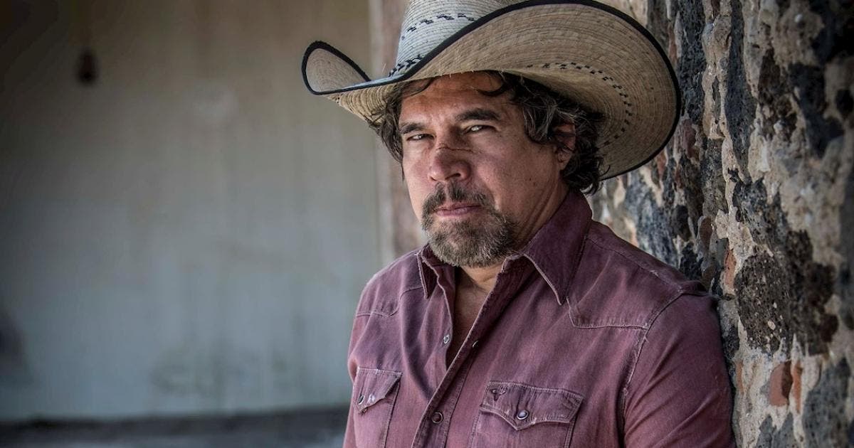 Alberto Estrella cree en los melodramas clásicos y mantiene su oficio ...