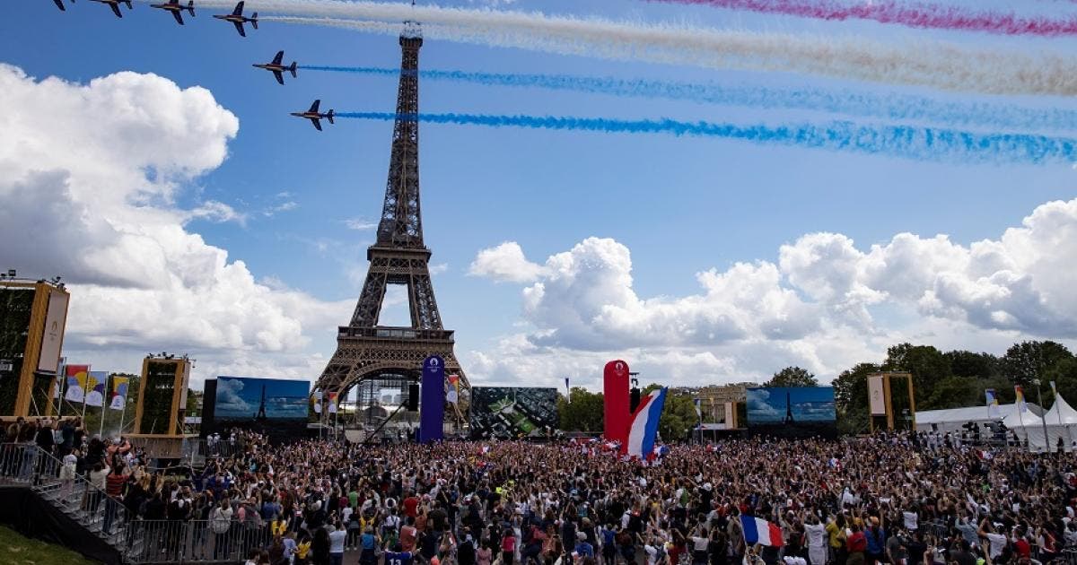 Tokio conecta en directo con París para cederle el relevo olímpico ...