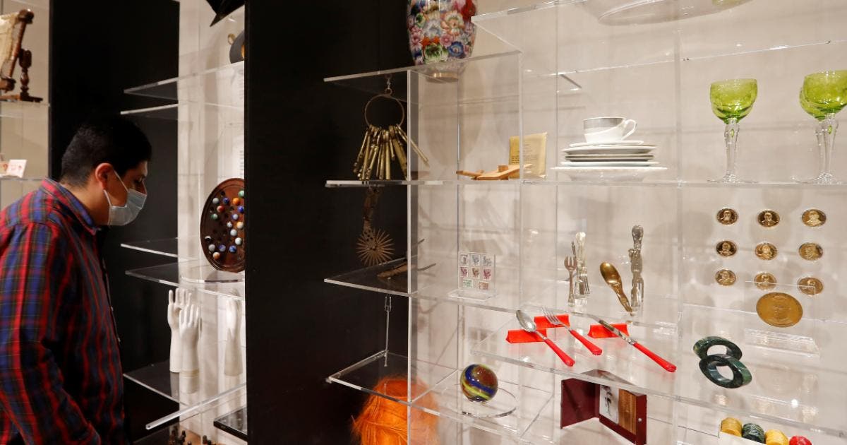 El Museo del Objeto conecta fragmentos literarios con 800 piezas ...