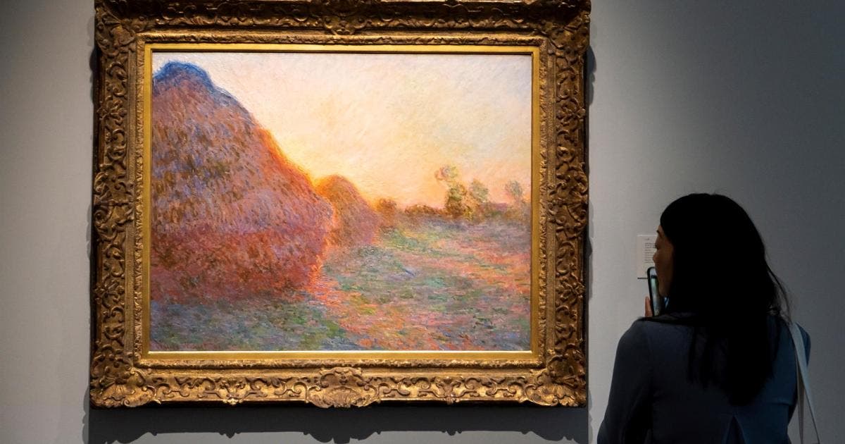 Activistas lanzan puré de patatas contra "Los almiares" de Monet en ...