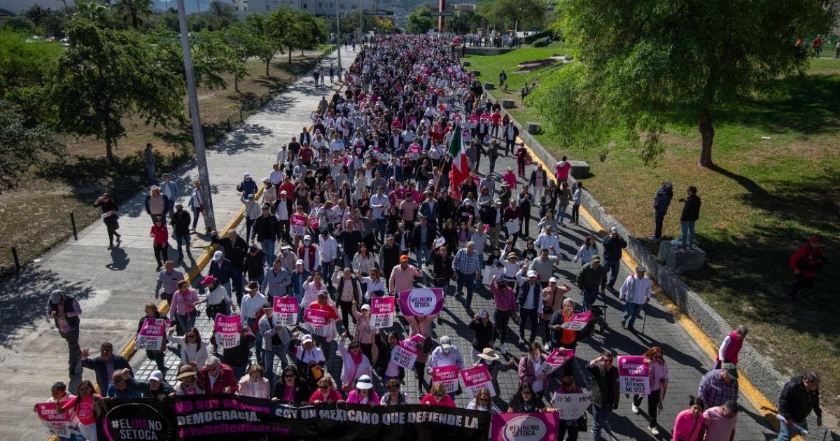 Sorprenden marchas en defensa del INE en NL y Jalisco | Diario de México
