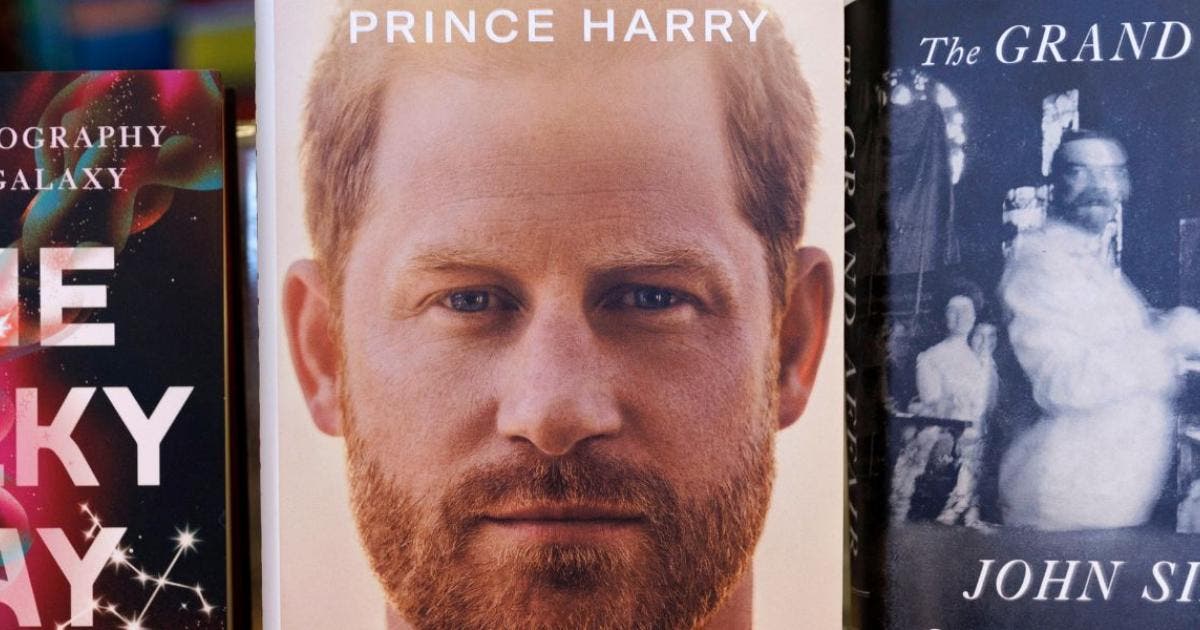 J.R. Moehringer, el escritor 'en la sombra' tras la biografía del ...