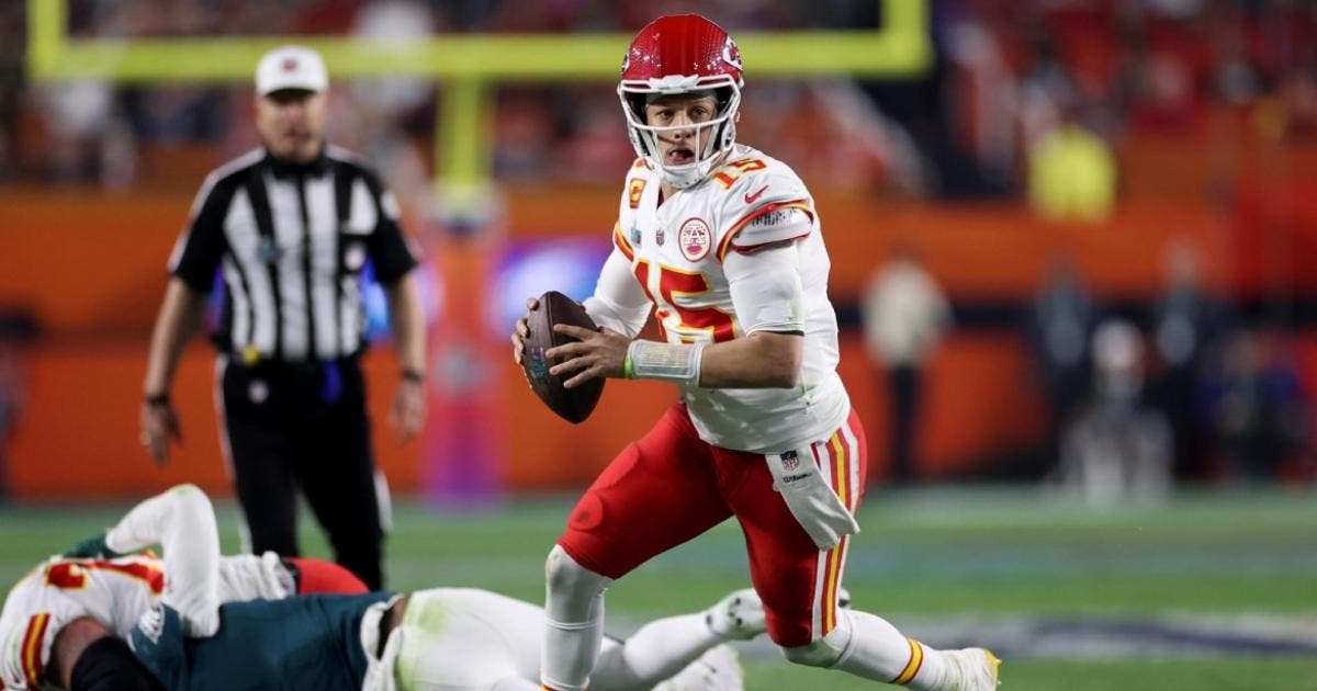 NFL y Netflix anuncian el lanzamiento de la serie "Quarterback ...