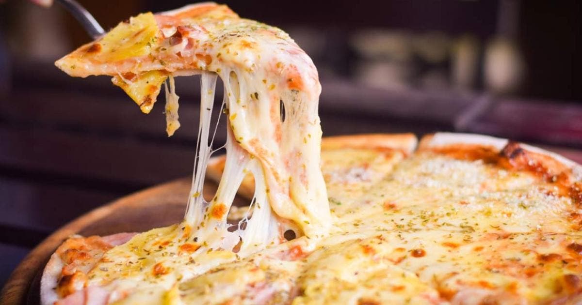 Ofrecen pizzas grandes a 10 pesos por celebración mundial | Diario de ...