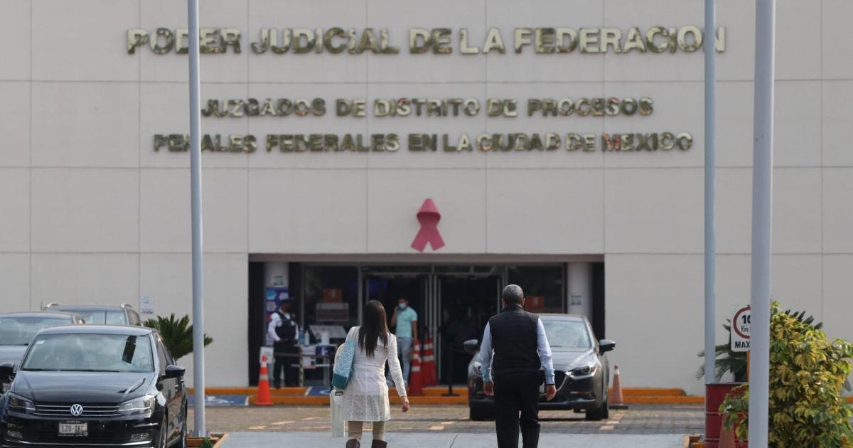 Interno se fuga del Reclusorio Sur en CDMX para huir con su esposa y ...