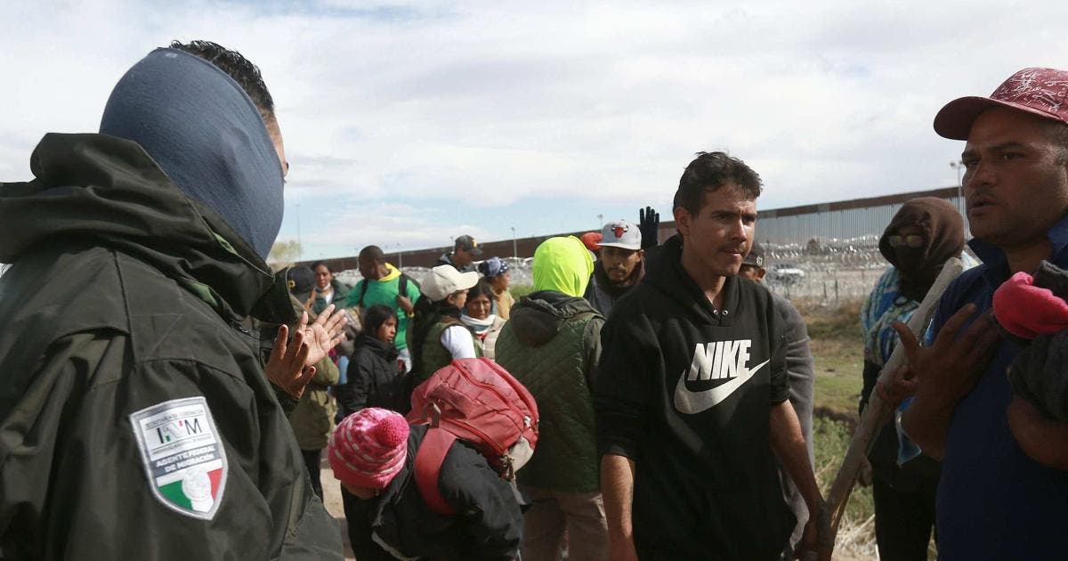 Detienen a ‘pollero’ y rescatan a 15 migrantes salvadoreños en NL ...