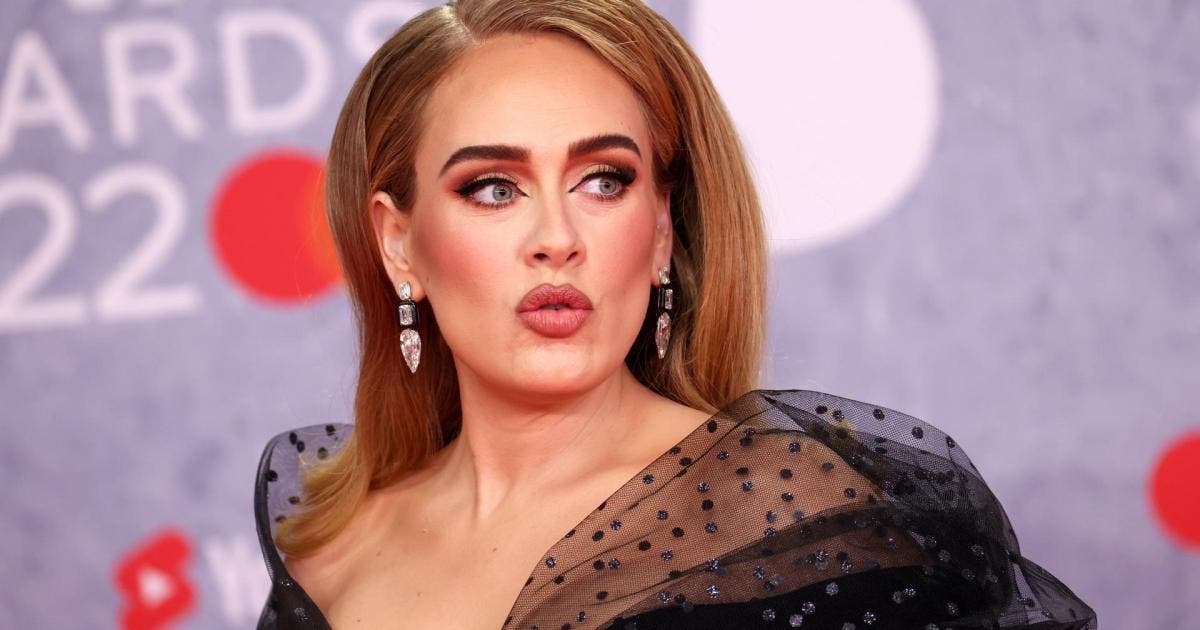 Tras el emocionante encuentro con Celine Dion, Adele homenajea en un mensaje a la cantante ...