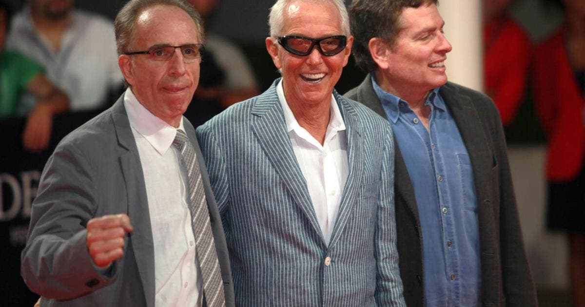 Fallece el director Jim Abrahams, el maestro del humor absurdo de ...