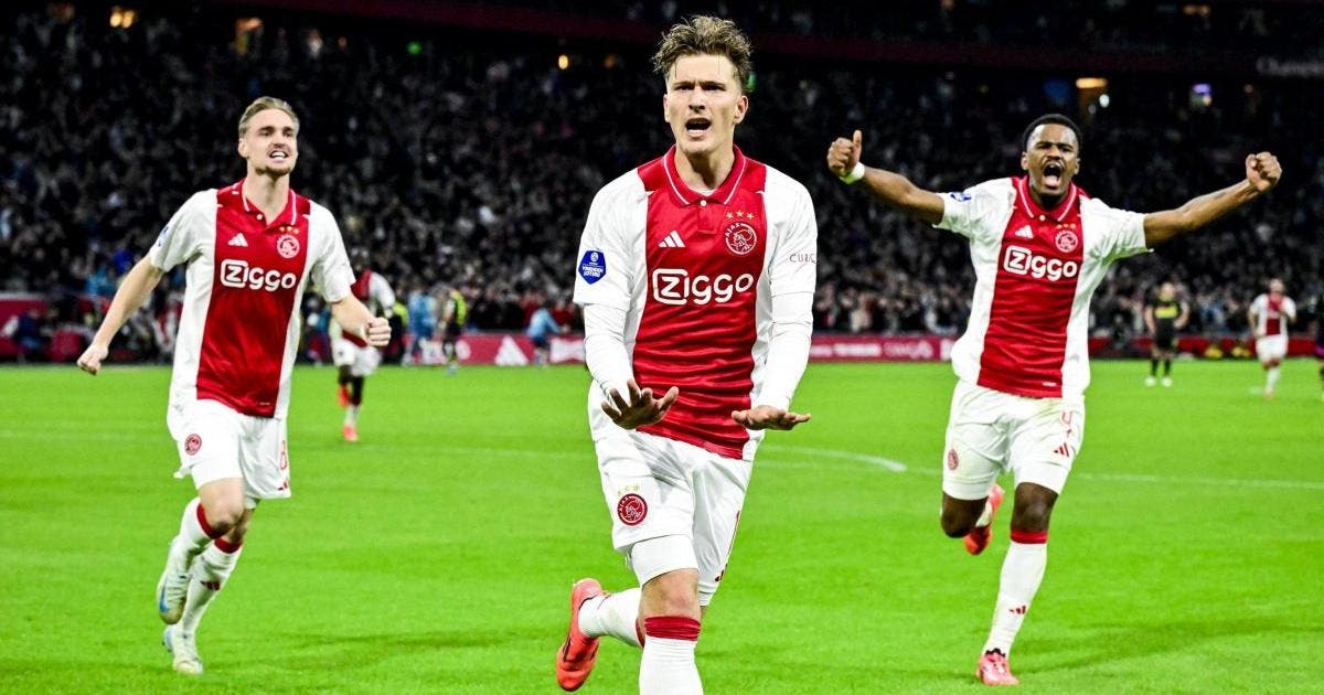 Ajax remonta, vence al PSV y se acerca en la clasificación de la ...