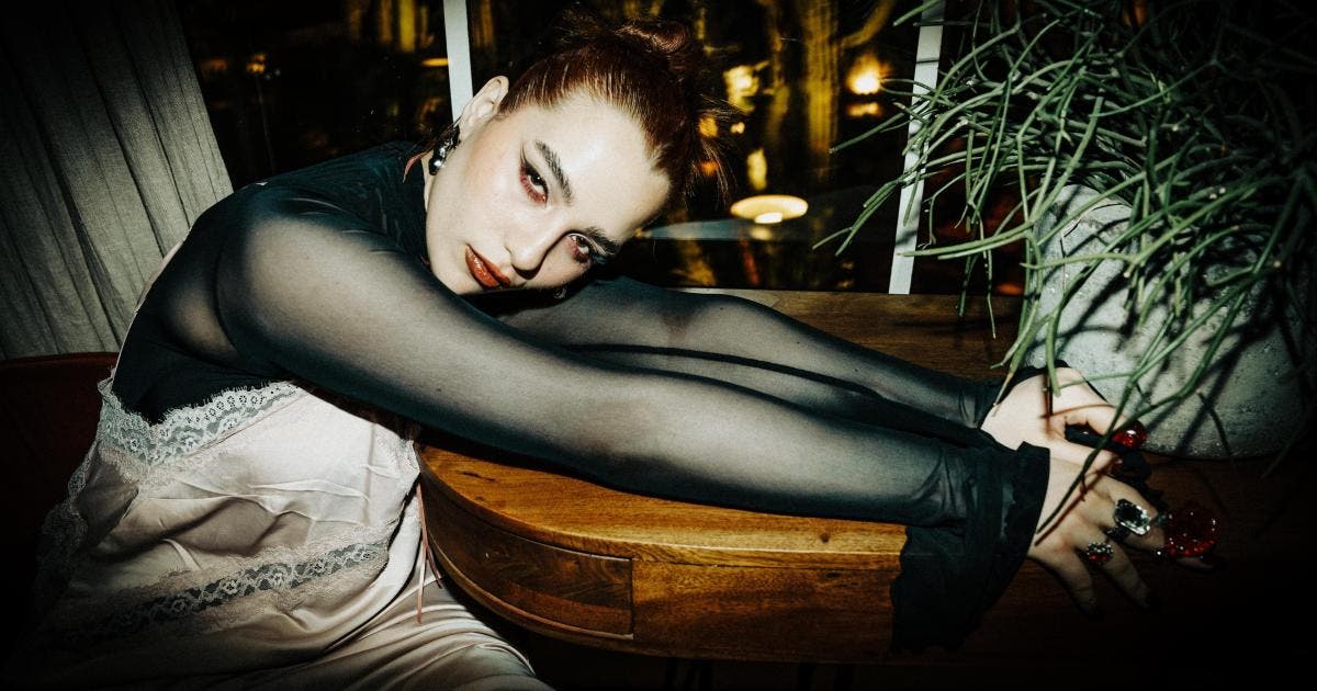 Sara Schell: La compositora que encontró una nueva sensibilidad en ...