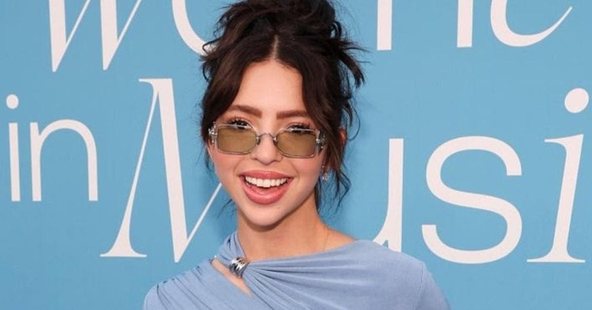 Nueva melodía de Ángela Aguilar desata ola de especulaciones | Diario ...