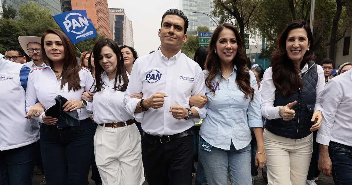 PAN rompe con alianzas partidistas en su relanzamiento