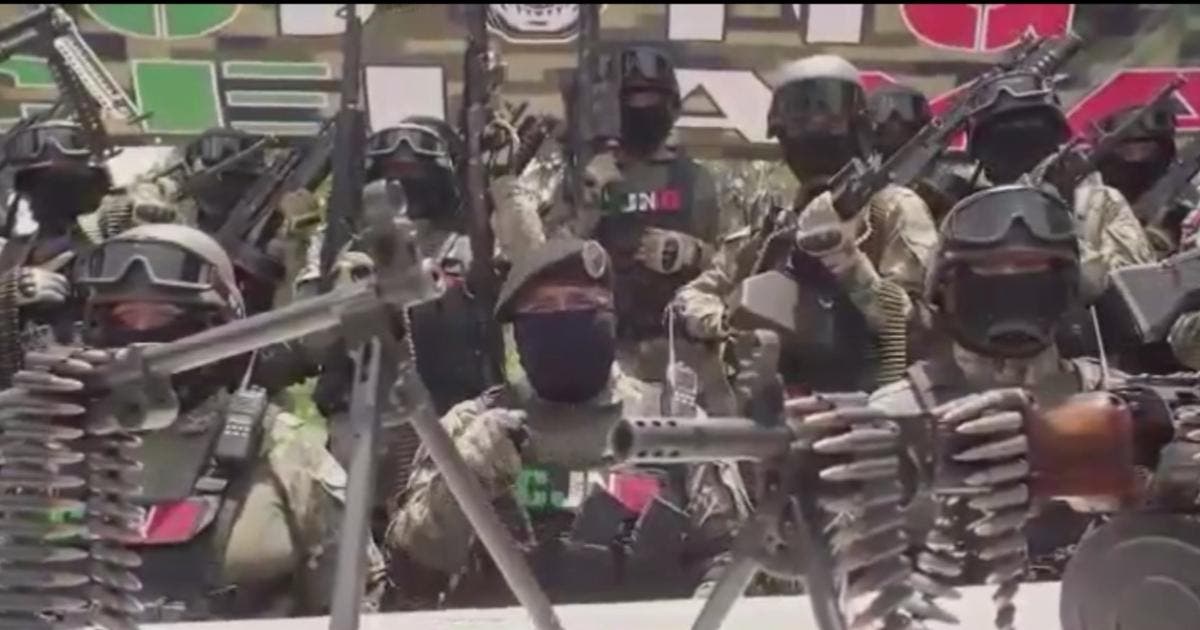 Supuestos miembros del CJNG amenazan con destruir a 'El Marro' | Diario ...