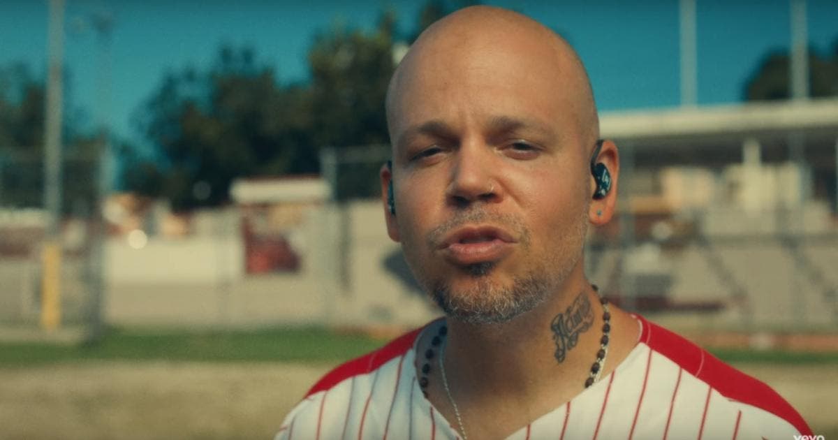 Nuevo sencillo de 'Residente' logra cifra millonaria de reproducciones ...