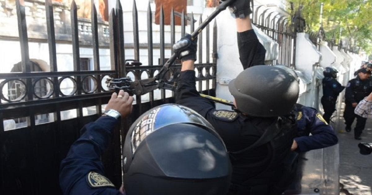 CDMX busca recuperar 17 inmuebles invadidos por delincuentes | Diario ...