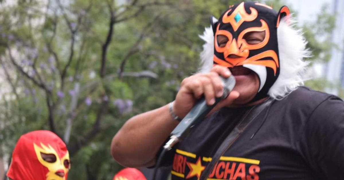 Felino vaticina un buen equipo con Niebla Roja para el torneo del CMLL ...