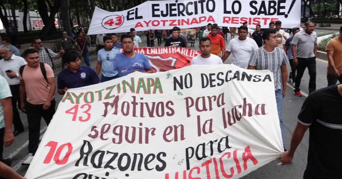 AMLO revira al GIEI y a padres de los 43, Marina y Sedena son ...