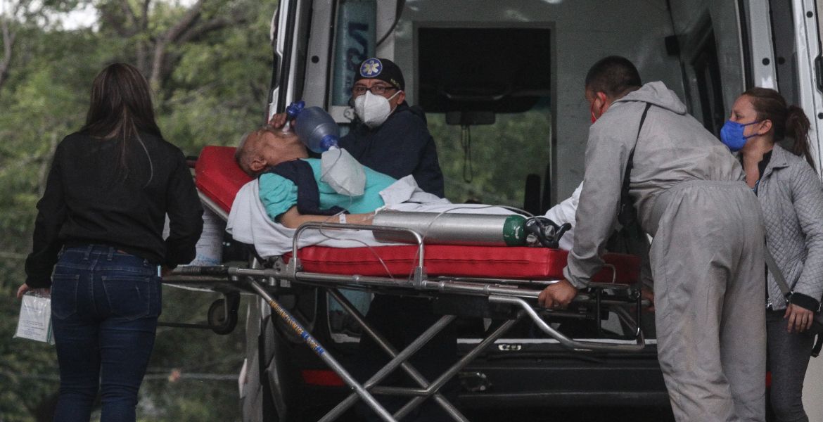 México podría enfrentar alza de contagios por variante Ómicron: OPS