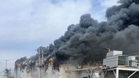 VIDEOS | Se incendia Casino Royal Yak en Culiacán, Sinaloa