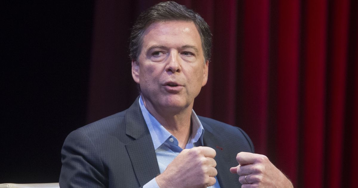 Exdirector del FBI, James Comey, se entrega y comparece por presuntas ...