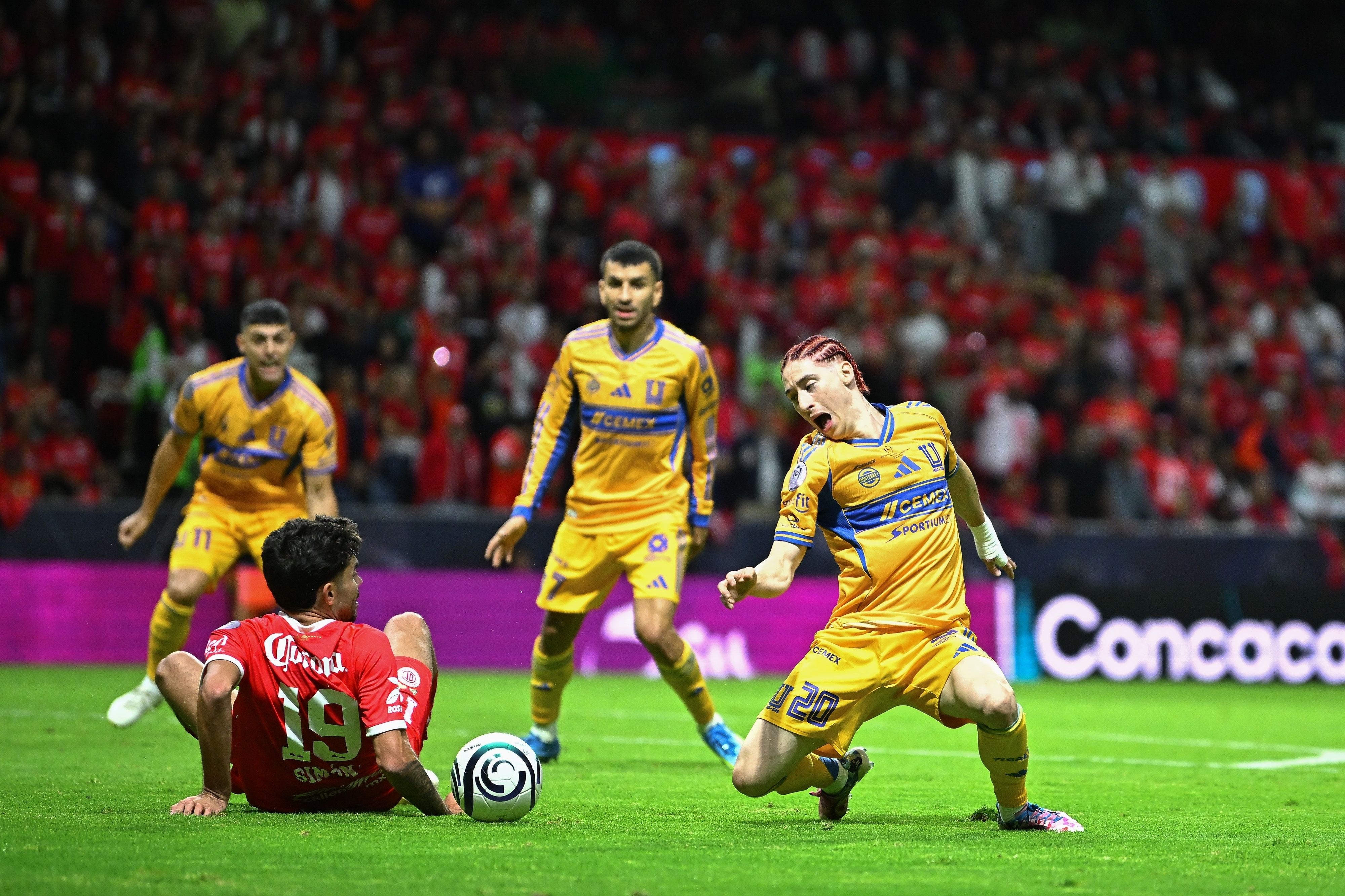 Así fue la lesión de Marcelo Flores en la Final de la Concachampions ...